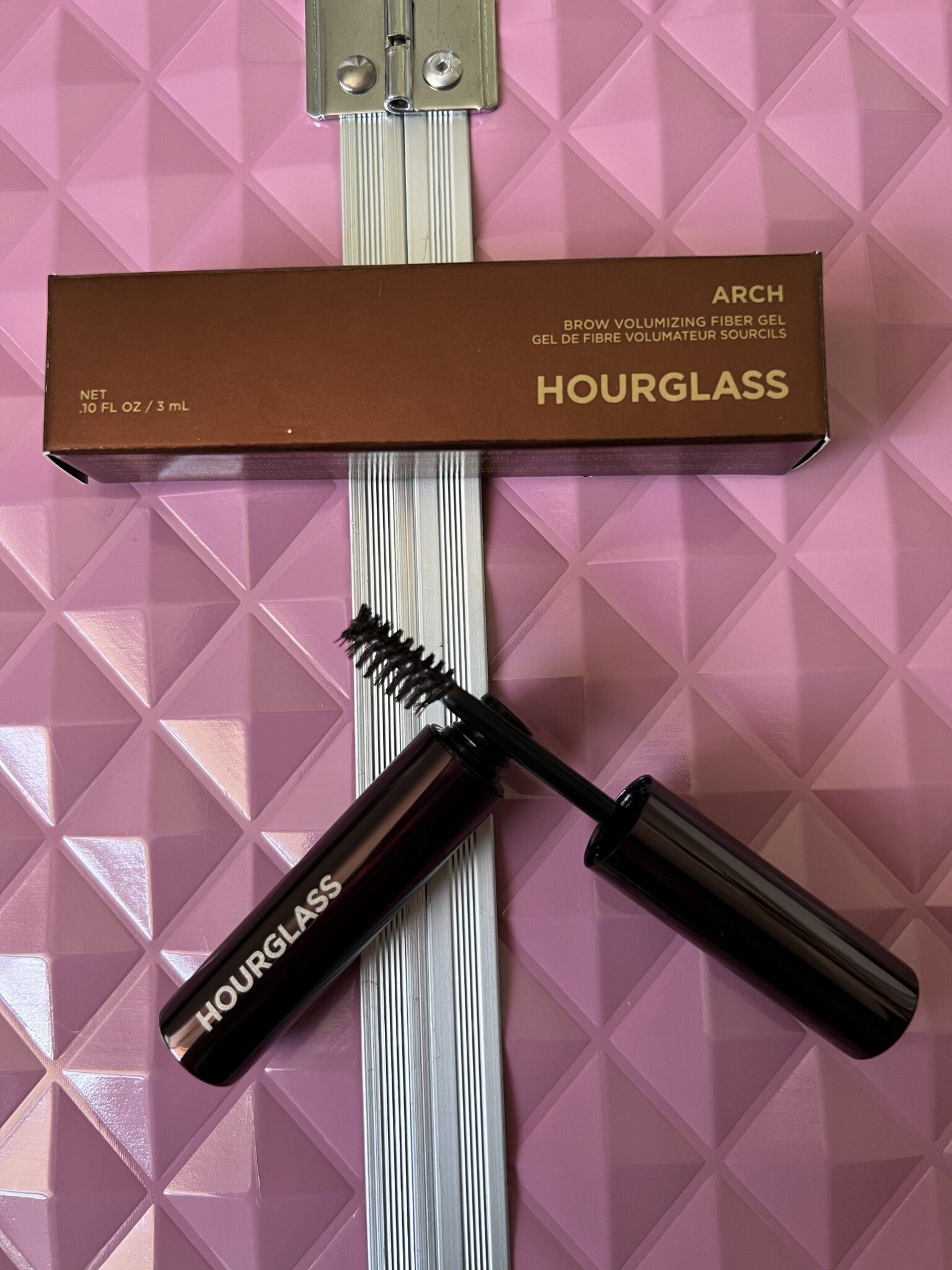 Hourglass brow gel – volumizing fiber gel review | Makeup Me